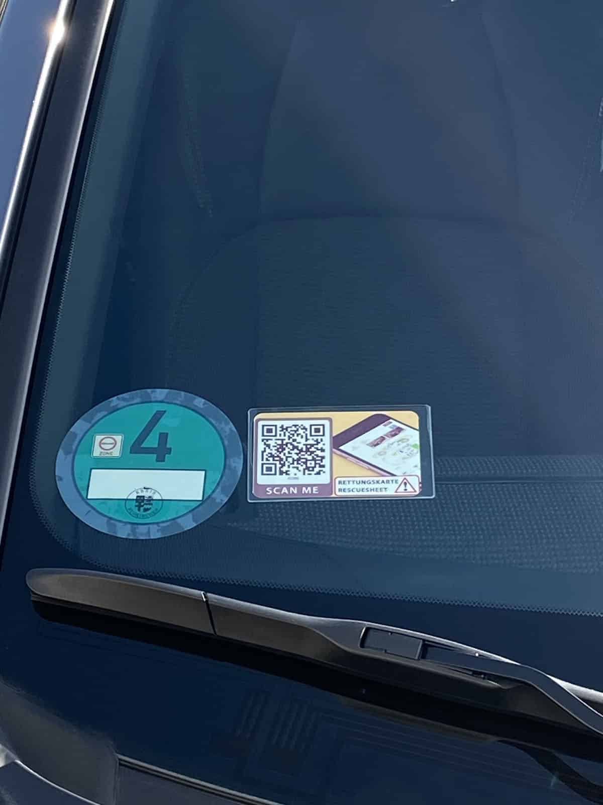 Lamborghini Revuelto V12 PHEV (>2024) - Digitale Rettungskarte per QR ...